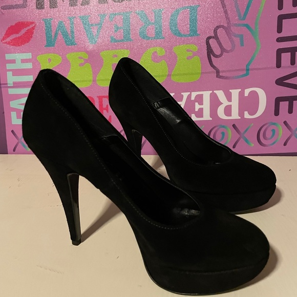 Shoes | Osey Madein Italy Suede Heels | Poshmark